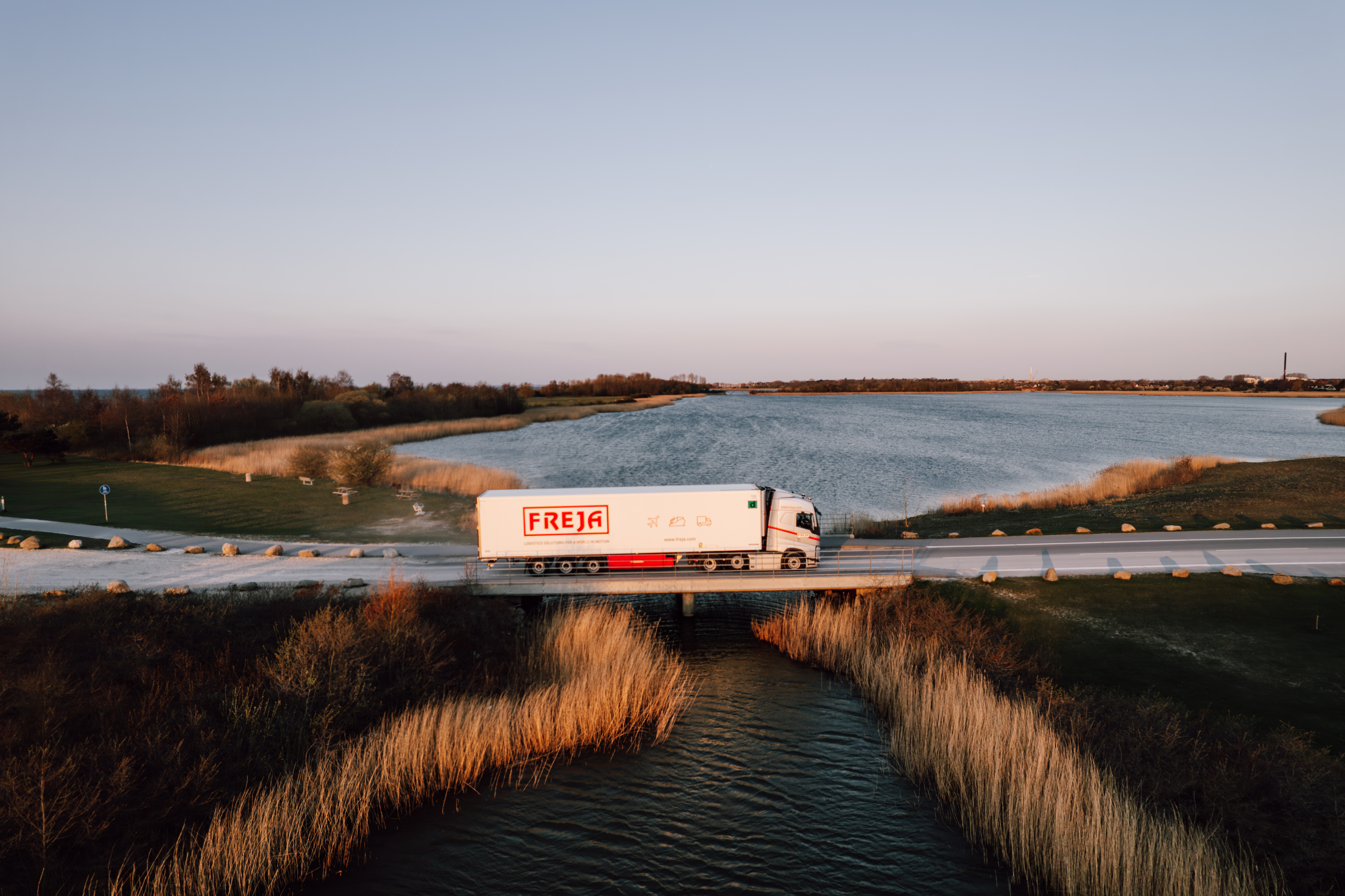 Transport and logistics between China and Iceland - FREJA